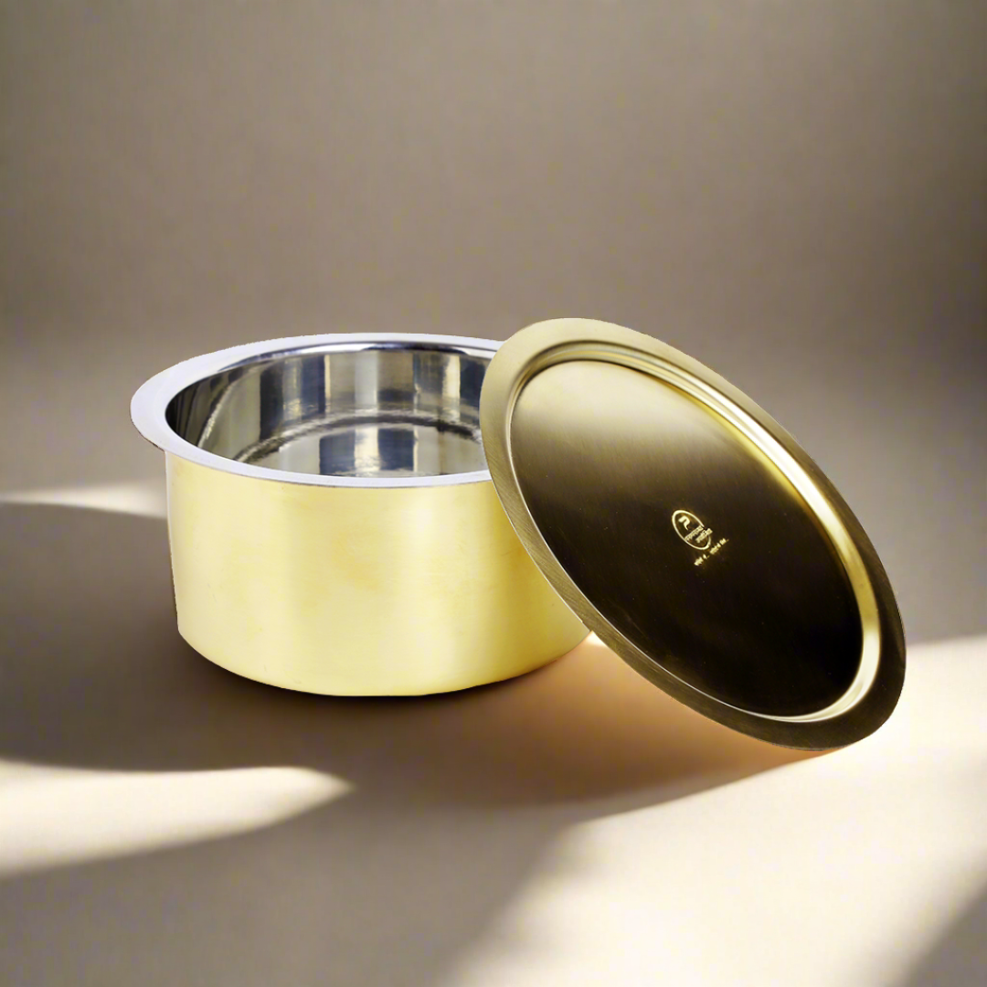 Chaitanya Brass Tope (Bhagona) With Lid – Param Upyog